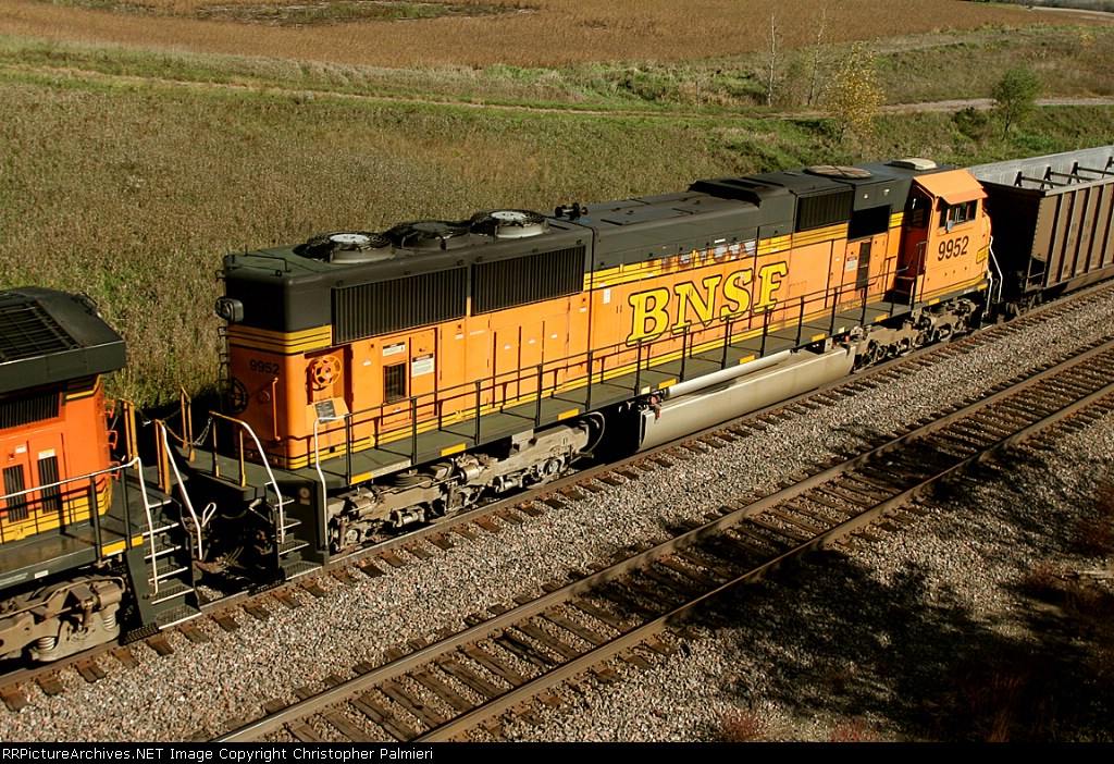 BNSF 9952